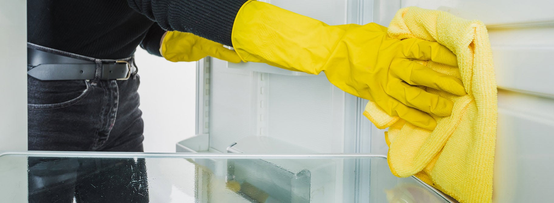 How to Clean a Commercial Refrigerator - NovaChill